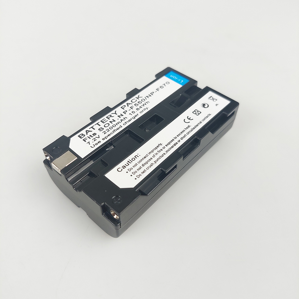 Baterai Kamera NP-F550 NP-F570 2200mAh for Sony NEX FS700 - Black ...